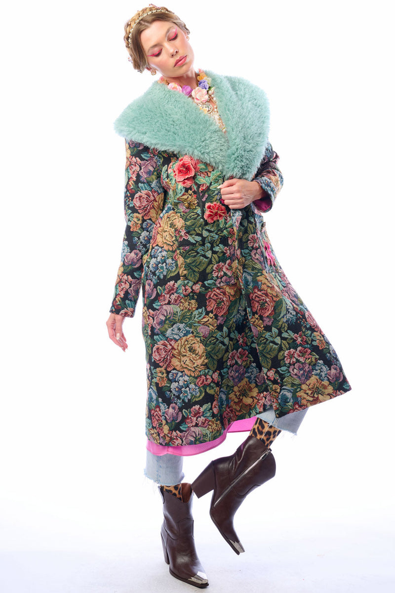 Isabel Couch Coat – Pink House Boutique